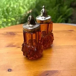 Kitchen | Vintage Amber Glass Salt And Pepper Shakers Orange Mid ...